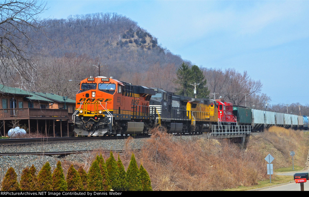 BNSF 6552, CP's River Sub.